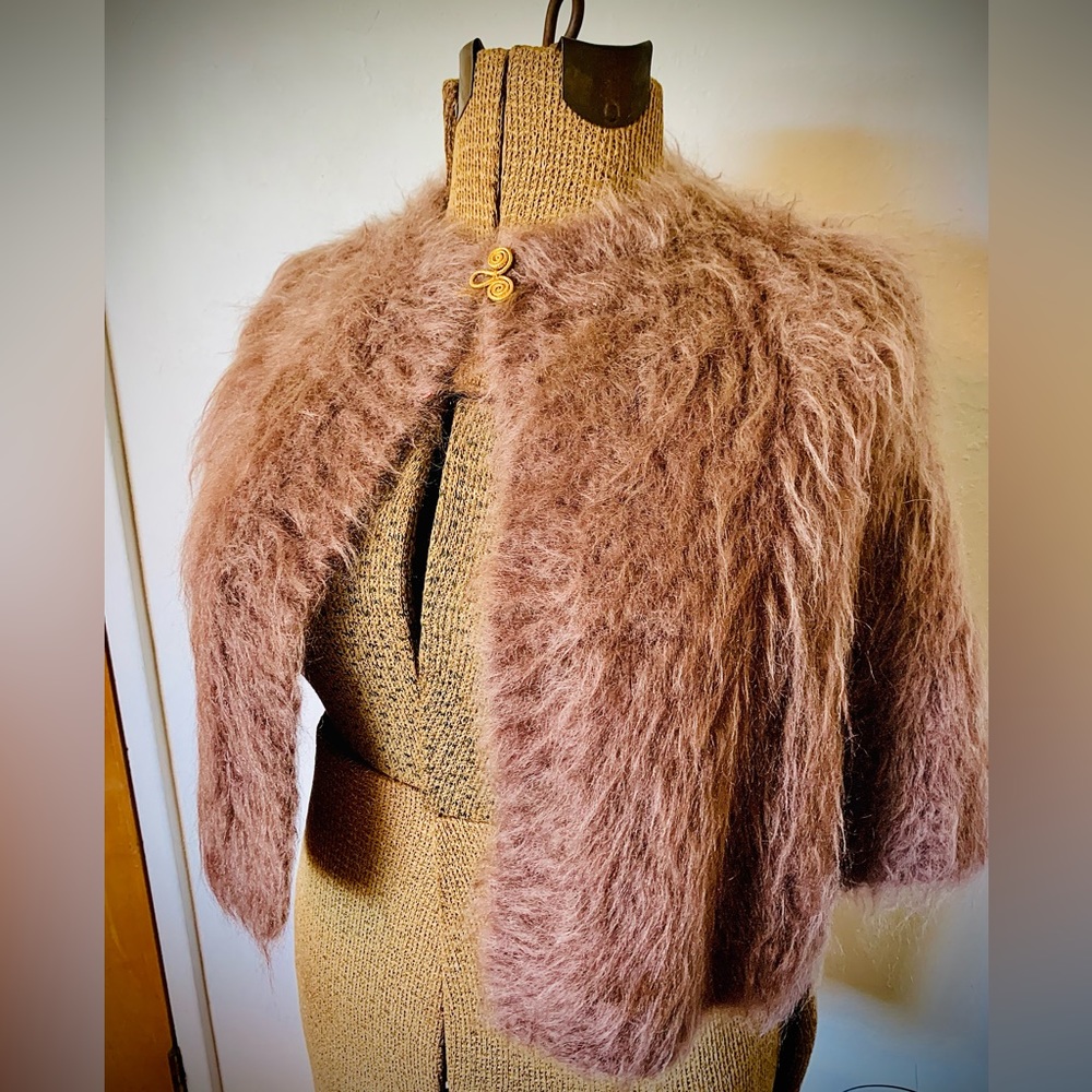 Vintage Wool Capelet / Mohair Wrap / 1950s Cape / Coc… - Gem